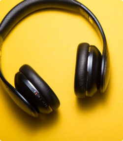 Reader House Author Roundtable - ReaderHouse